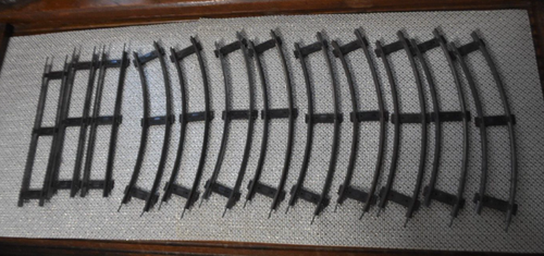 2 Rail "O" Gauge Model Railroad Track lot 12 pieces total 3 straight 9 ...
