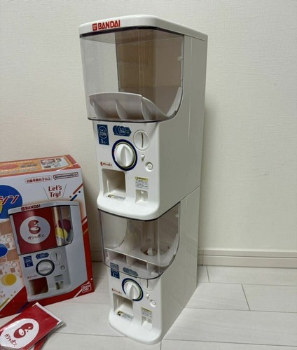 Bandai Official Gashapon Machine Try Gacha Gacha 4×Coin 9×Capsule set ...