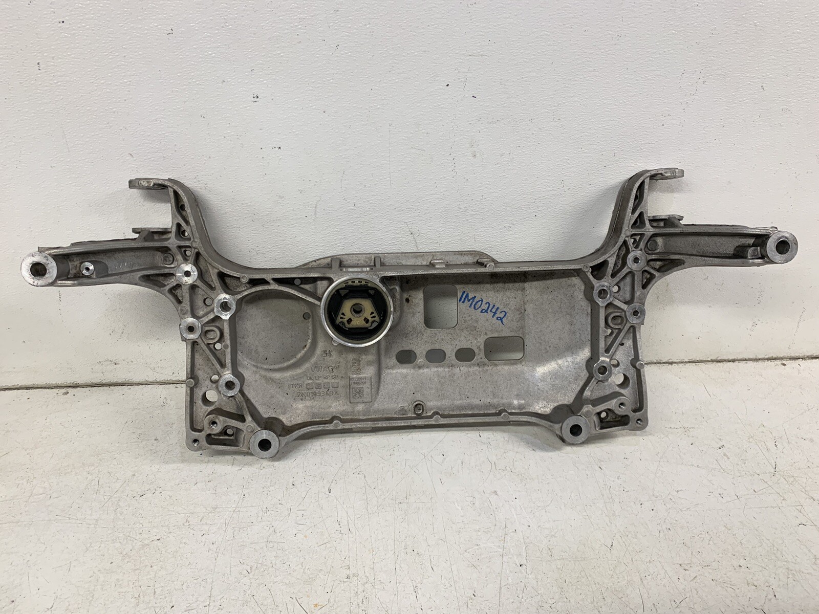 2009-2016 VW CC 2.0 & Tiguan Front-Wheel Drive crossmember sub frame ...