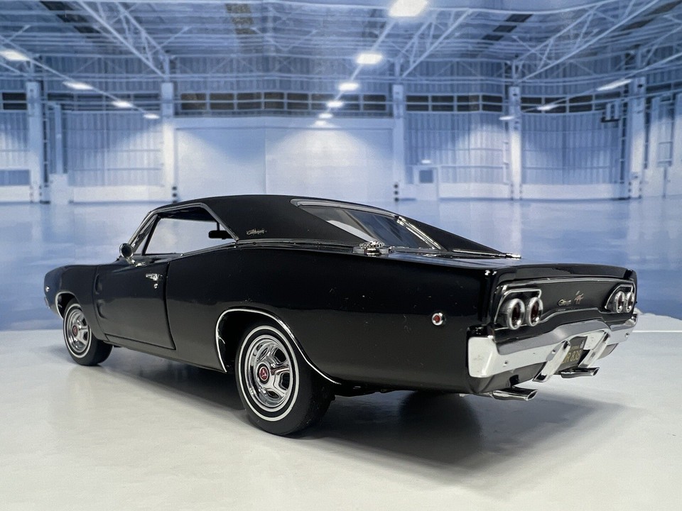 Danbury Mint 1968 Dodge Charger Movie “Bullitt” Black 1:24 Box* Paper ...