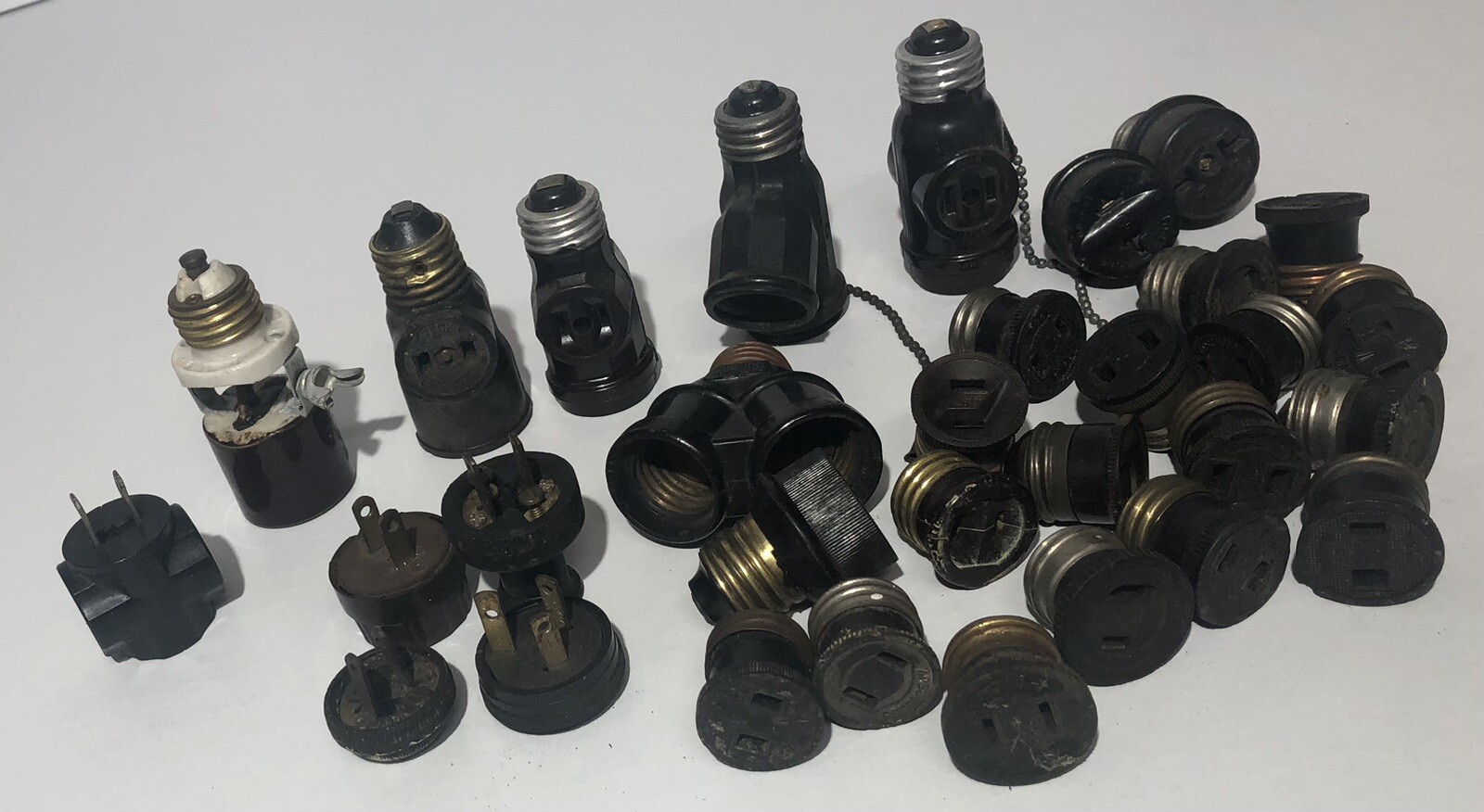 Vintage Light Socket Outlet Adapters Rodale, Hubbell, Hemco, Leviton ...