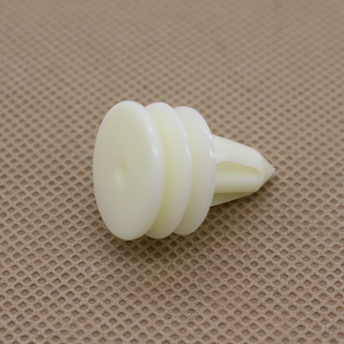 New 25Pcs Door Panel Clips Trim Retainer For GM Ford 11519031 ...