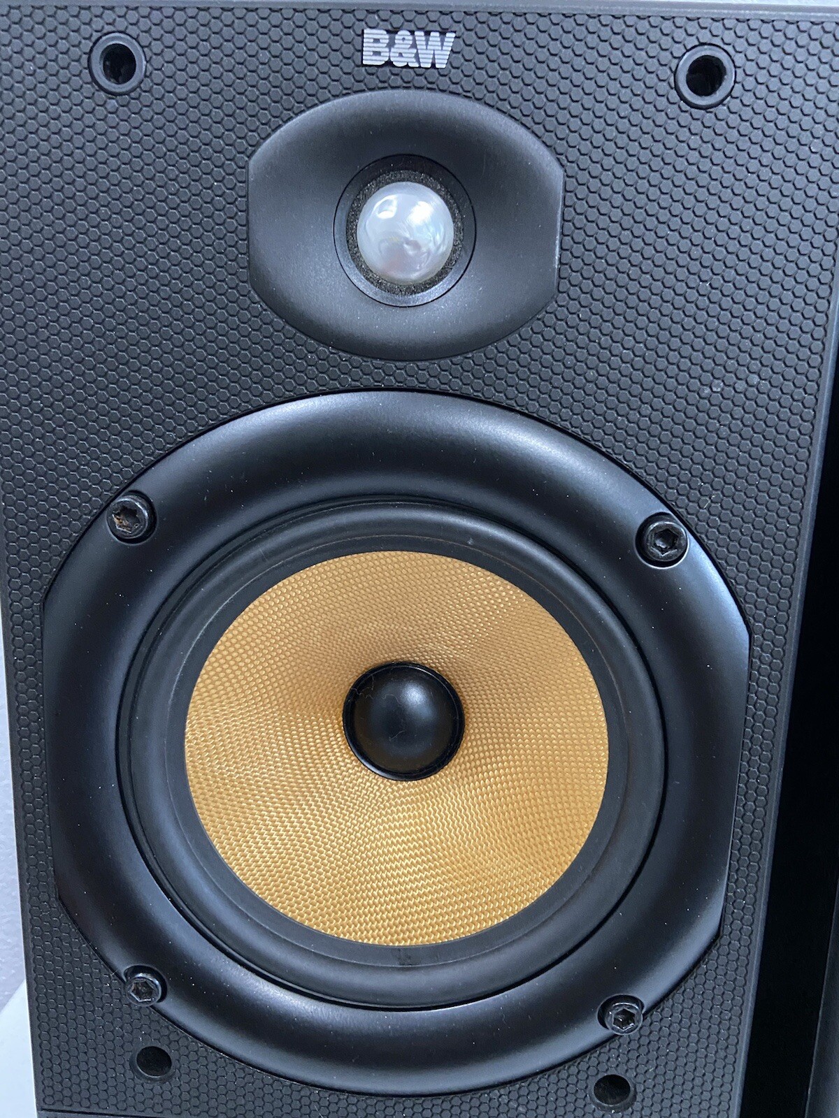B&W Bowers & Wilkins DM602 Bookshelf Speakers | Black | Wired | Bookshelf