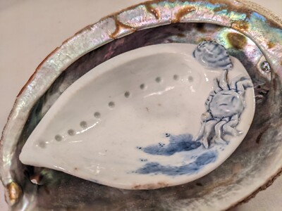 Statues - Japanese Old Hirado Porcelain Ware