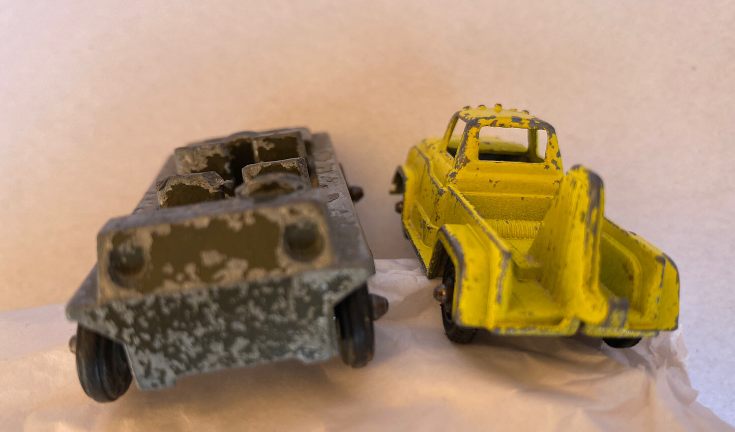 TootsieToy Yellow Mini Tow Truck Wrecker & Green Jeep - Diecast Vintage ...