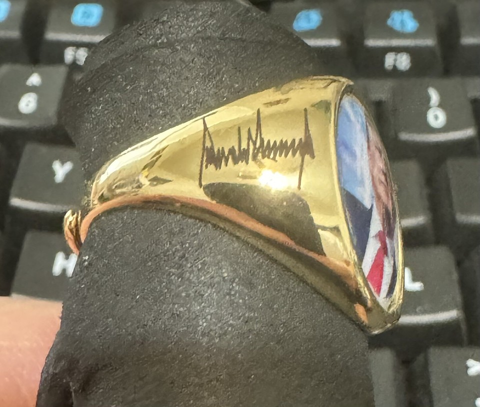 PRESIDENT DONALD TRUMP - COMMEMORATIVE CUSTOM RING - ADJUSTABLE ...