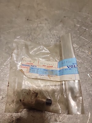 VOLVO PENTA MOMENTARY TOGGLE SWITCH 828584 | eBay