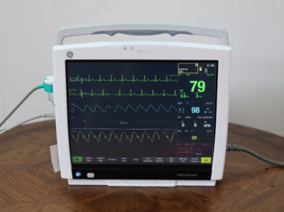 GE Carescape B450 Monitor with PDM Module, C02, All Accessories plus ...