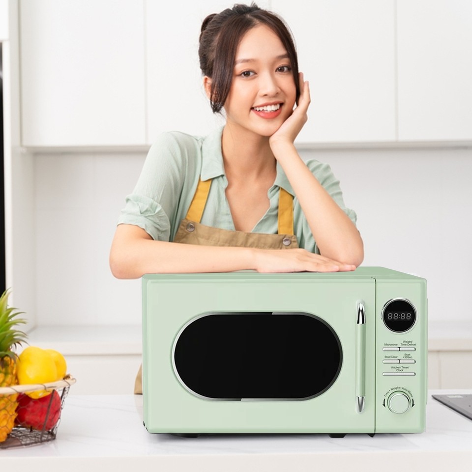 Magic Chef 0.7 Cubic Feet 700 Watt Classic Retro Microwave, Green (Open ...