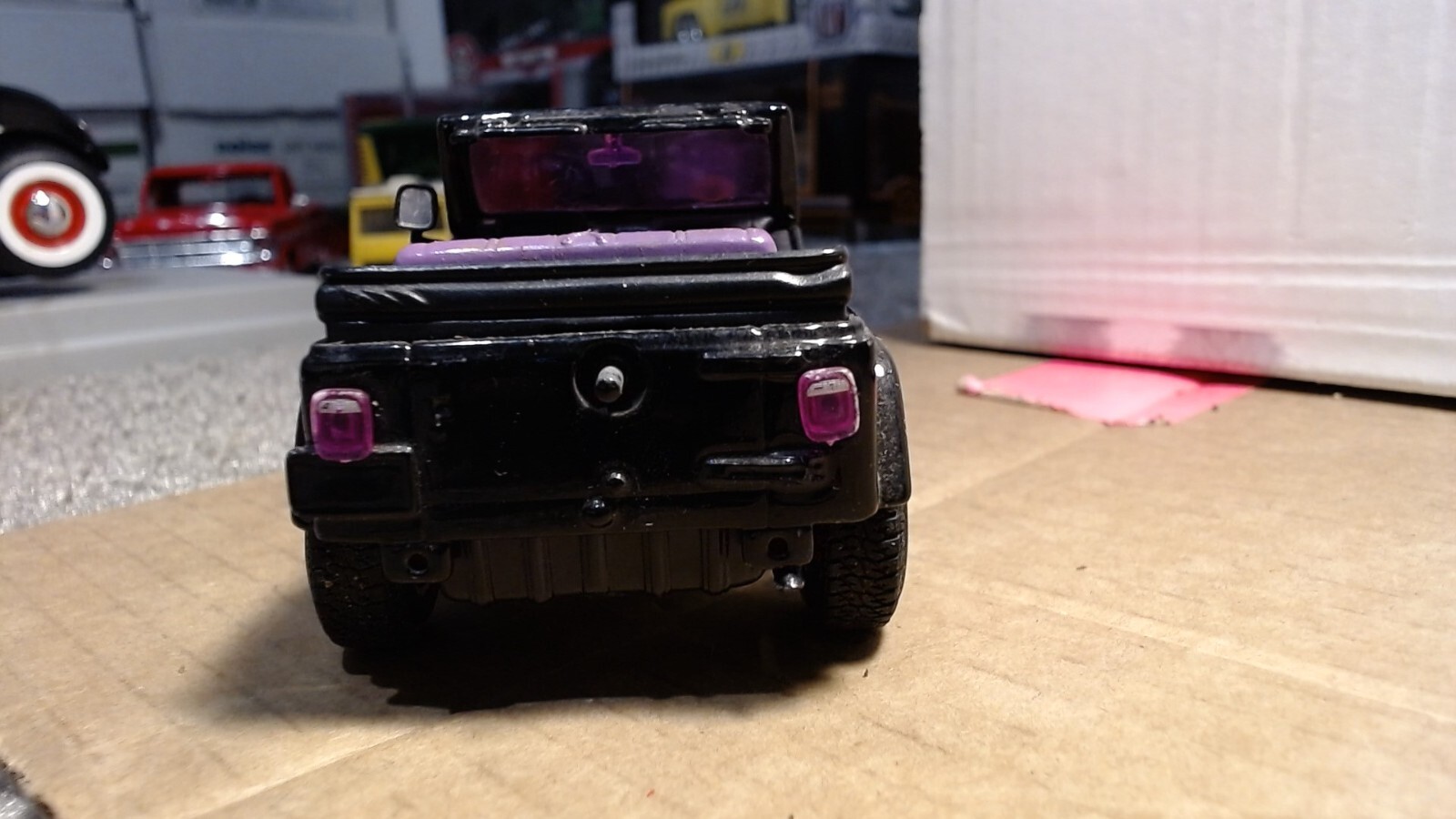 2003 Maisto Marvel DC Comics Hulk Jeep Wrangler Rubicon 1:27 Scale ...