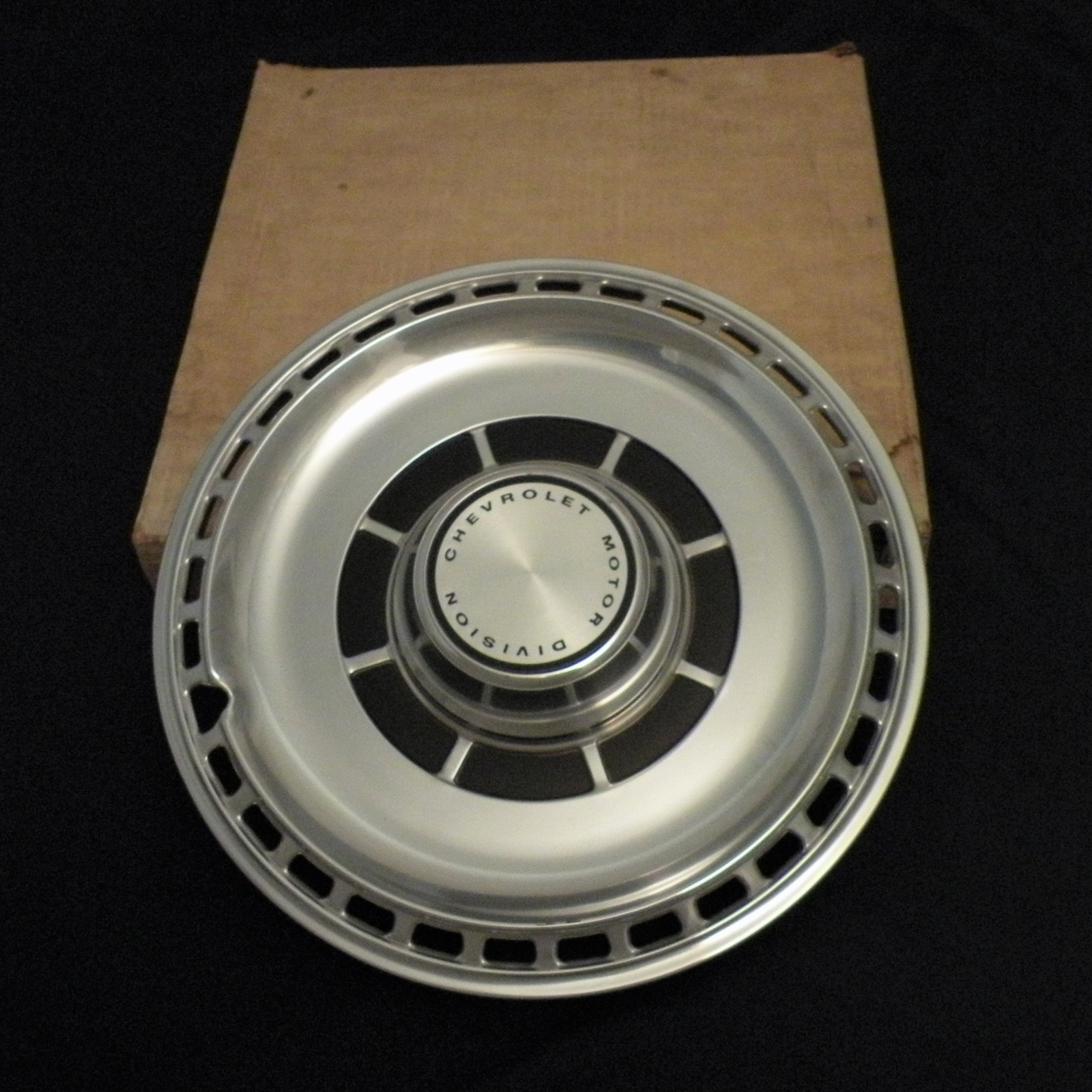 NOS 75-84 Chevy Pickup, G1,2 Van 15" Wheel Trim Cover GM 355825 | eBay