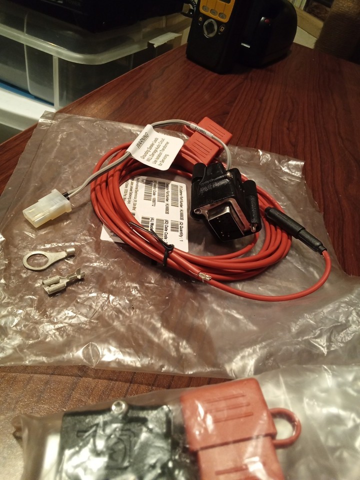 Motorola HLN6863B Ignition/Speaker Cable XTL1500 2500 5000 APX7500 4500 ...