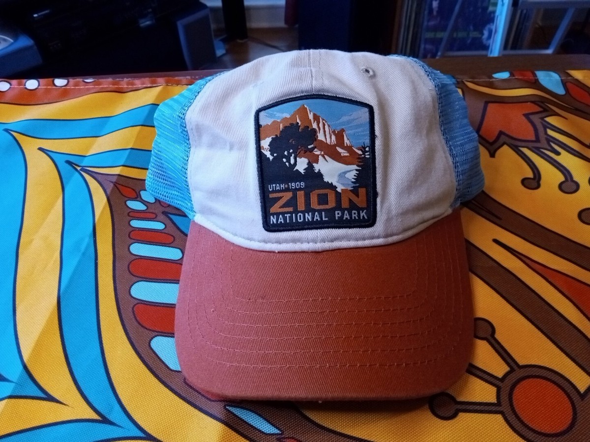 Zion National Park Foundation Zion National Park | Goodr Sunglasses