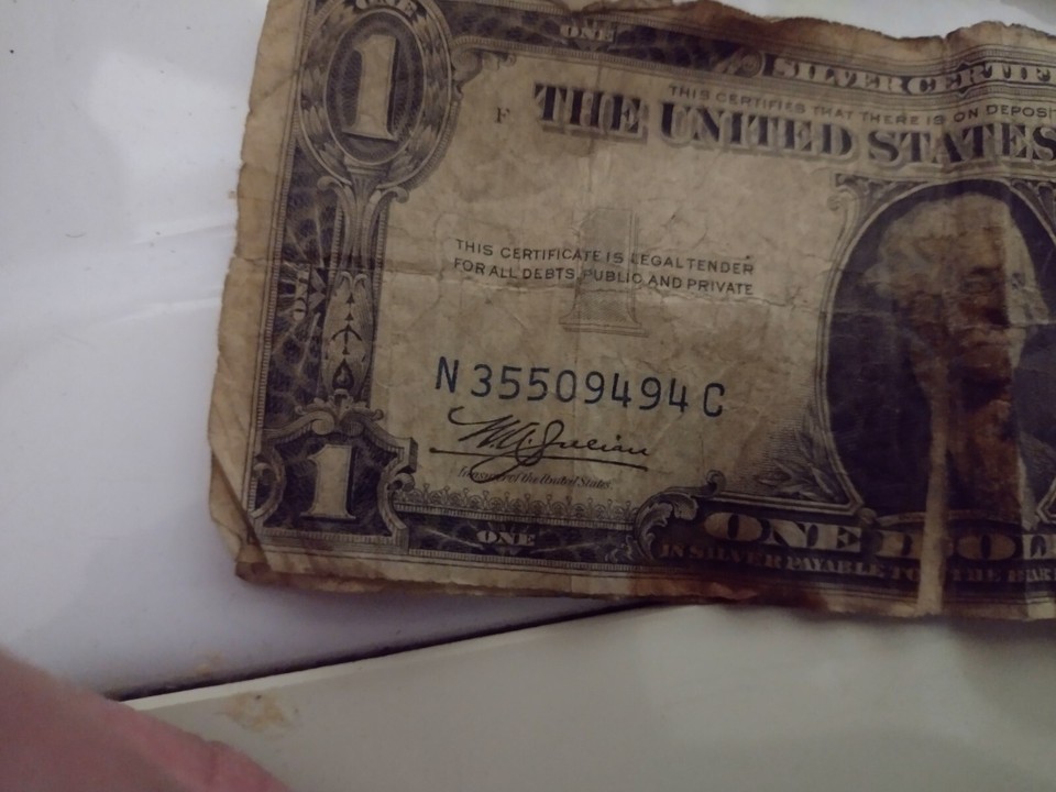 *1935 Series A* **RARE**, $1 Bill Silver Certificate, Worn Shape US ...
