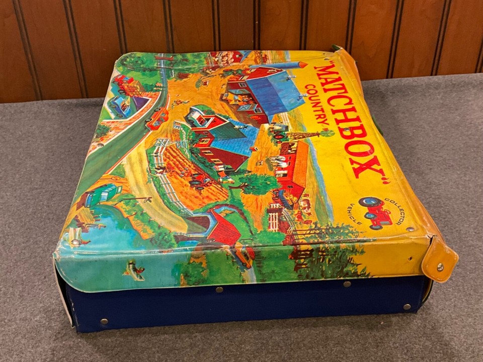 1970 Matchbox Country Playset Vinyl Plastic Carry Case Vintage Toy Cars ...