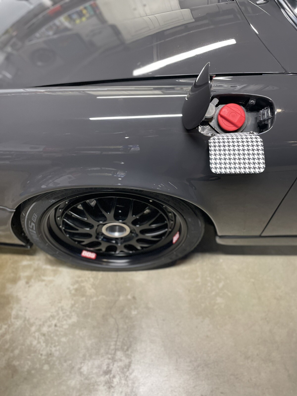 Houndstooth Pepita Fuel Gas Bib Fits Porsche 911 964 993 Bolt On Style ...