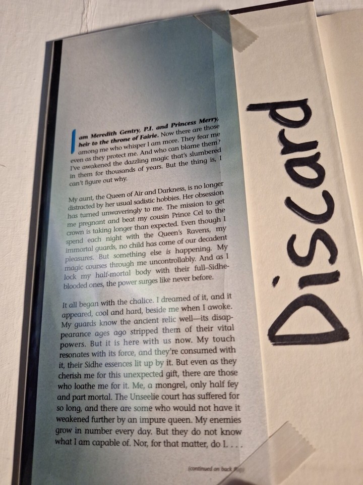 Meredith Gentry Ser.: Seduced by Moonlight by Laurell K. Hamilton (2004 ...