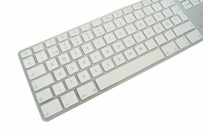 Apple A1243 Wired Aluminum Keyboard - White/ Extended *SWEDISH QWERTY ...