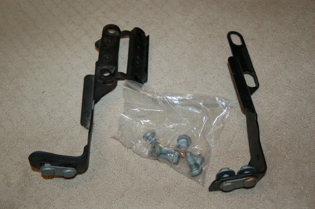 Mercedes Benz C63 AMG Catalytic Converter Bracket Holders (Pair ...