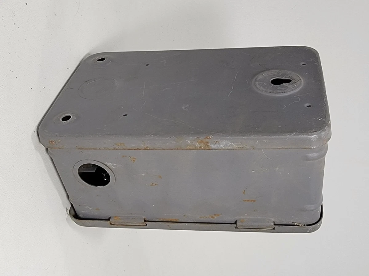 Salvage Metal Box