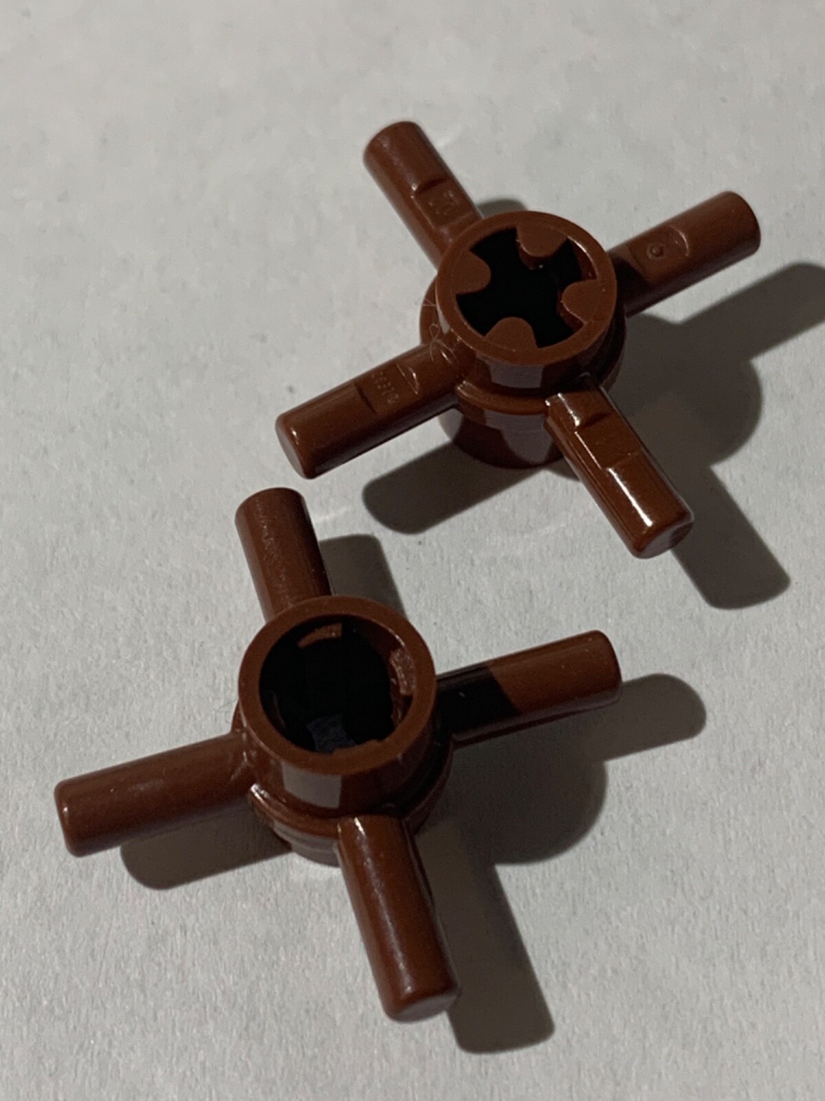 LEGO Parts 48723 68888 (2pcs) Technic, Axle Connector Hub w 4 Bars Pick ...