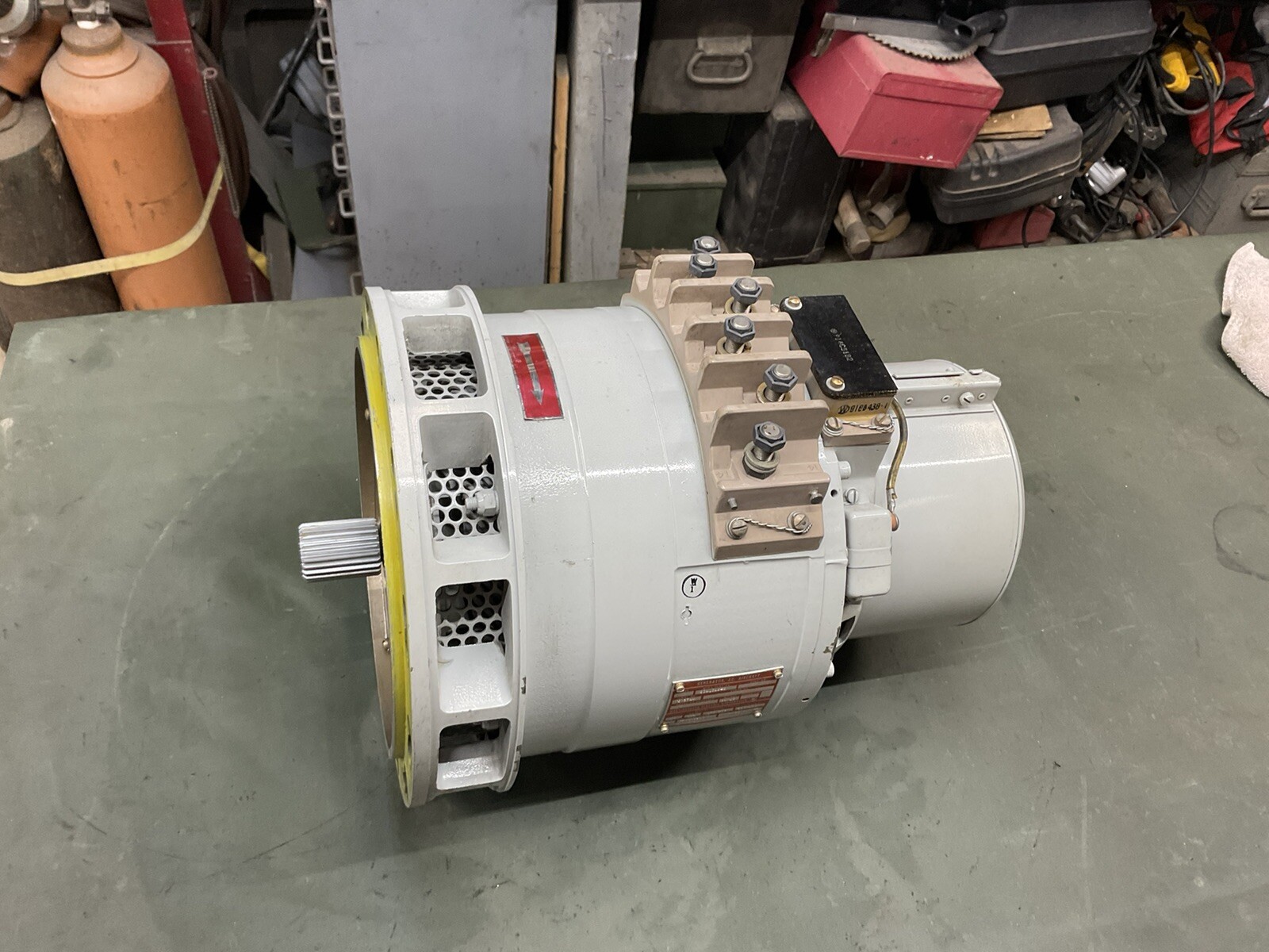 New PN. 904j019-2 40kva Aircraft 3-Phase AC Generator 380/420 Freq 120 ...