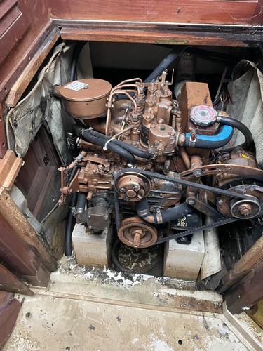 4 Cyl Universal Atomic Marine Diesel Engine with gearbox - used | eBay