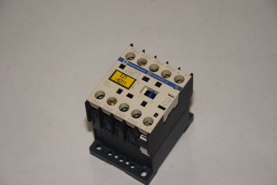 SQUARE D / TELEMECANIQUE CA3KN40BD3 10A 690V 8kV CONTACTOR | eBay
