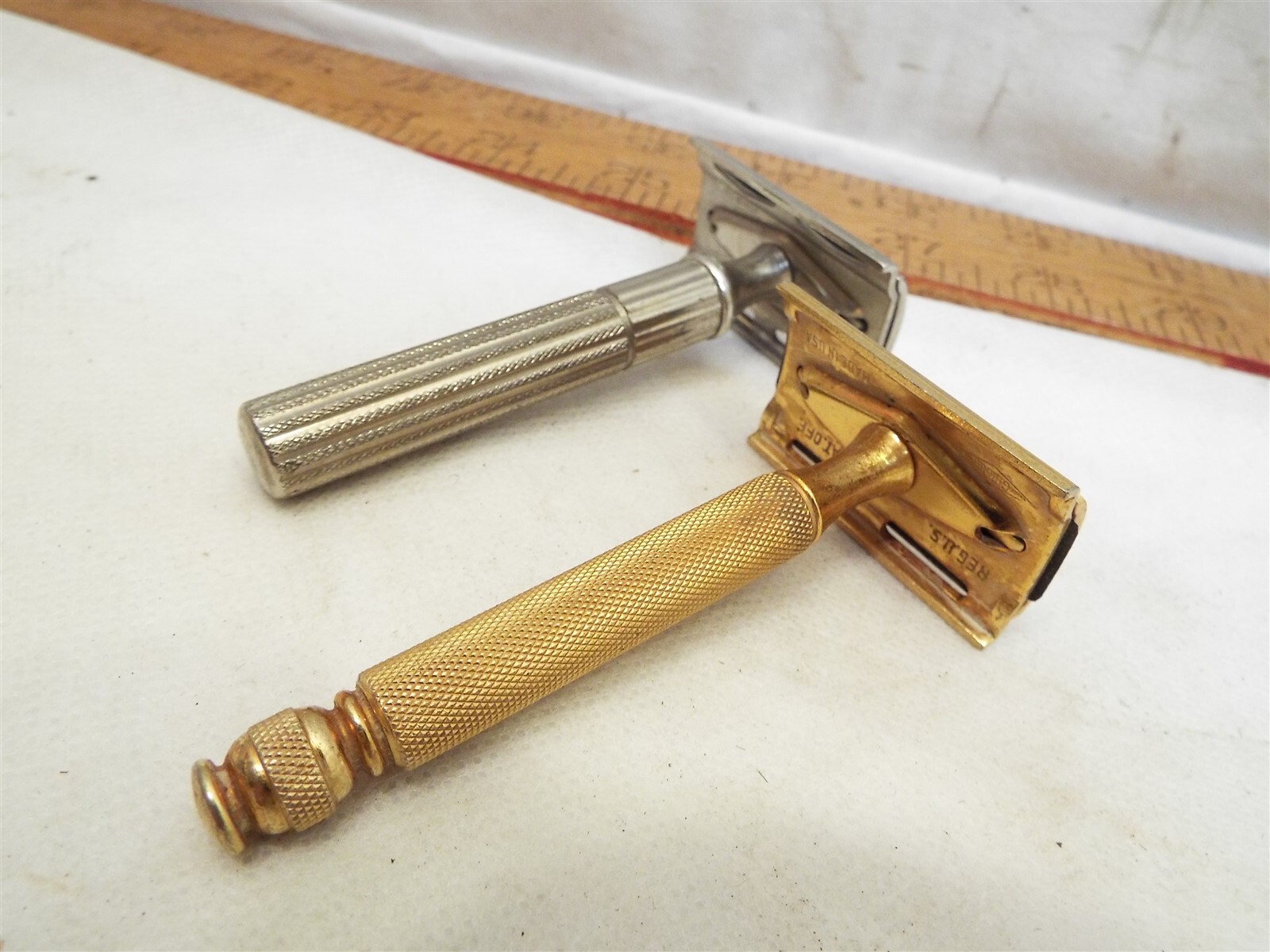 PR Vintage Gillette Safety Razors 3 Piece Double Edge Gold Tone Slim ...