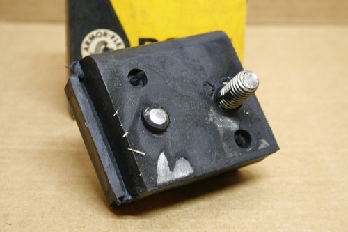 NOS Front Right Motor Mount 1963 1964 Ford 6 Cylinder 223CI Engine C3AZ ...