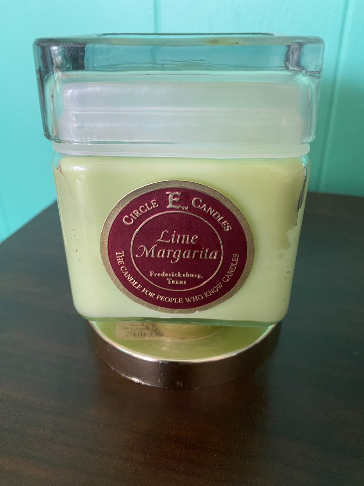 Circle E Candles 12oz 75-80 hr Burn Time *Smells Fantastic!* | eBay