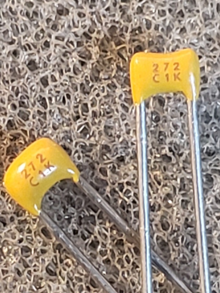 2700pF 10% 100V 272 C1K Radial Ceramic Caps - 10 pc lots (DS1D2 ...