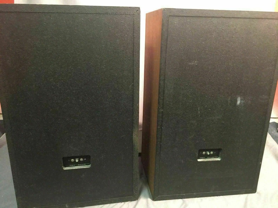 Realistic Optimus 10 Brilliance Contour Speakers With Floor Stand ...