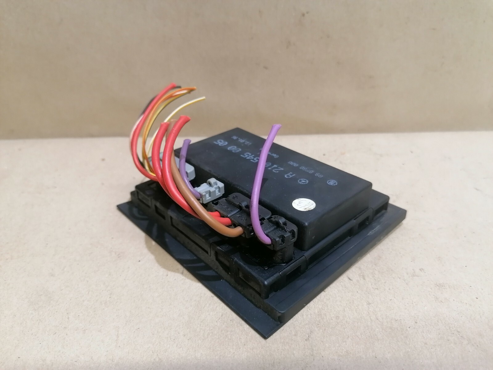 MERCEDES E CLASS W210 Relay Control Module Unit A2105450005 898780000 ...