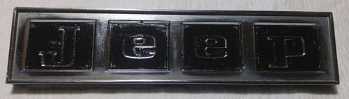 1960s/1970s JEEP COMMANDO/GLADIATOR/JEEPSTER/WAGONEER TAILGATE EMBLEM ...