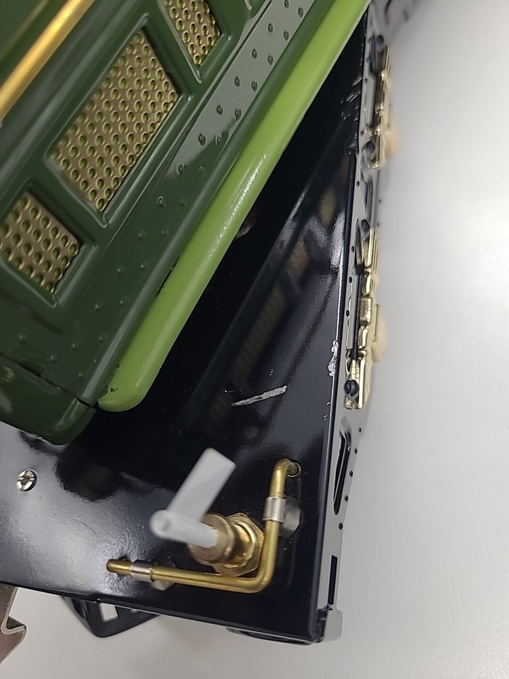 Lionel 6-13102 Standard Gauge Classics 381E Locomotive Two tone green ...