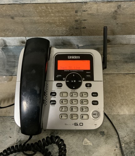 ⚡️Uniden DECT6.0 Digital Phone Answering System DECT1588-2 Corded Phone ...