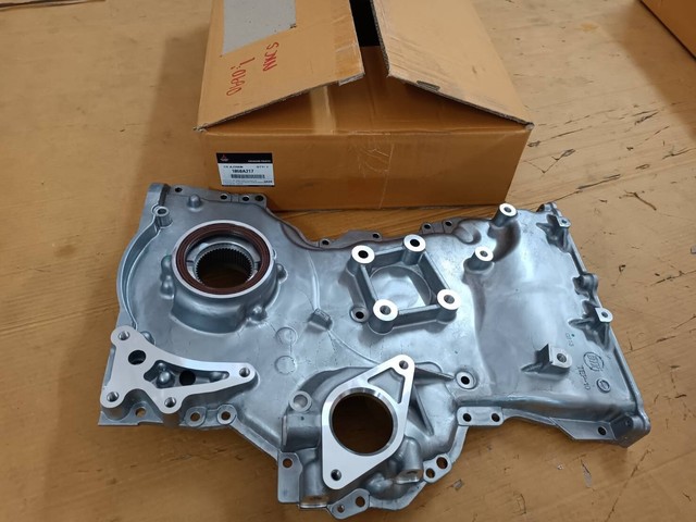 GENUINE MITSUBISHI CASE ASSY TIMING CHAIN 1060A217 for sale online | eBay