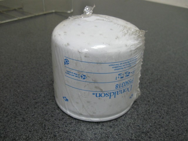 NEW GENUINE DONALDSON LUBE OIL FILTER (PN P550318) | eBay