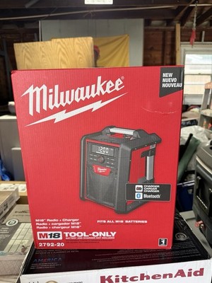 New In Box Milwaukee 2792-20 M18 Bluetooth Jobsite Radio Charger USB ...