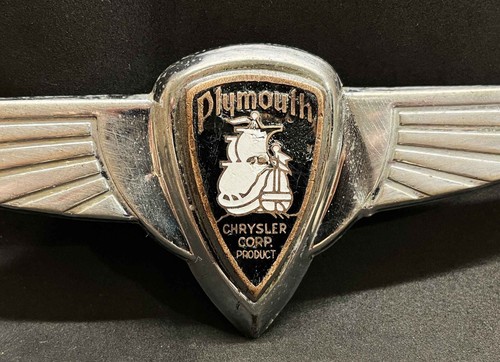 Plymouth Chrysler C.P. SCARCE! antique piece original 1930´ emblem ...