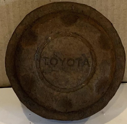 Toyota Land Cruiser Factory OEM Rear Wheel Hub Center Cap FJ40 BJ40 42 ...