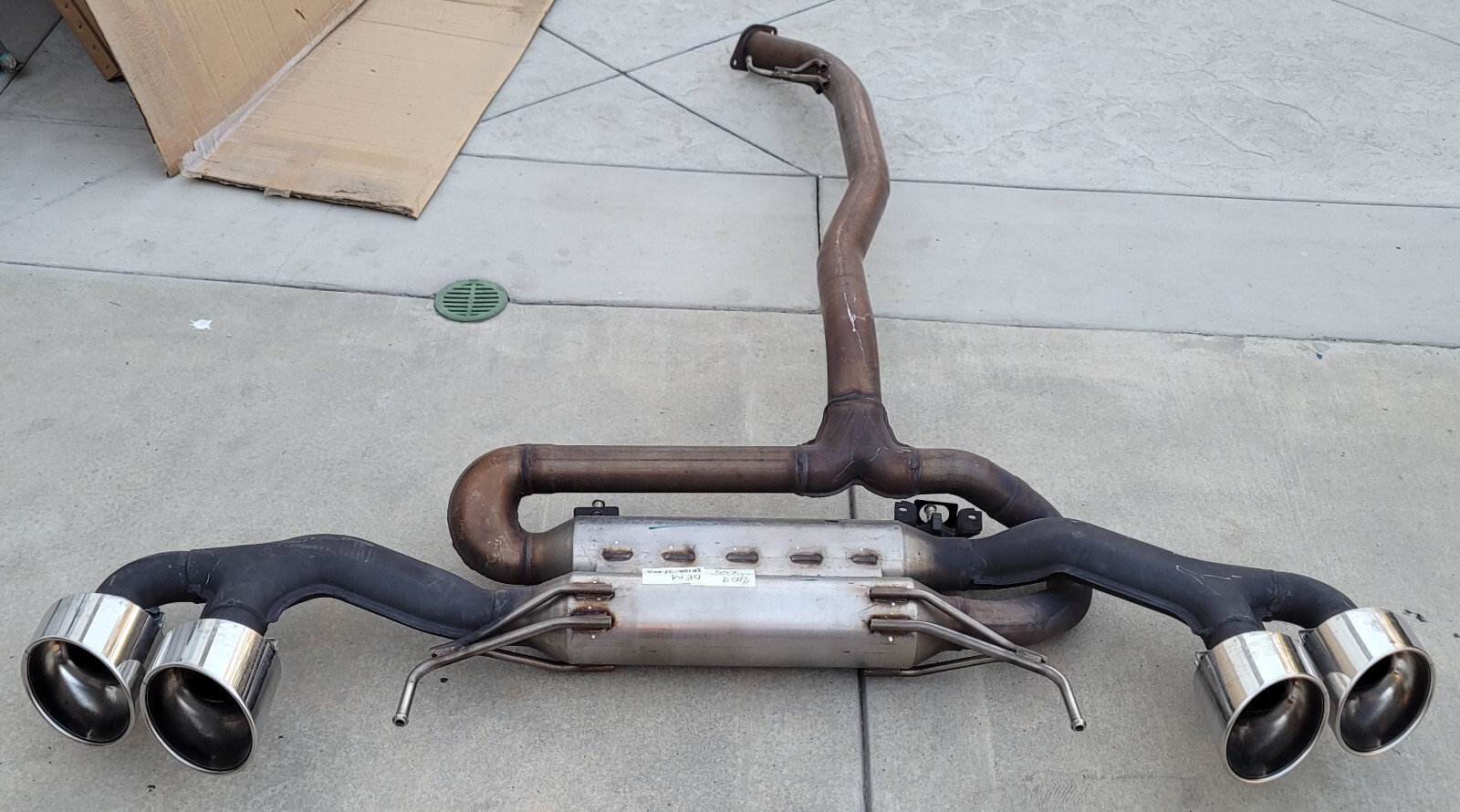 NISSAN GTR R35 GT-R OEM MUFFLER 20100JF00A EXHAUST MUFFLER (No Tips) | eBay