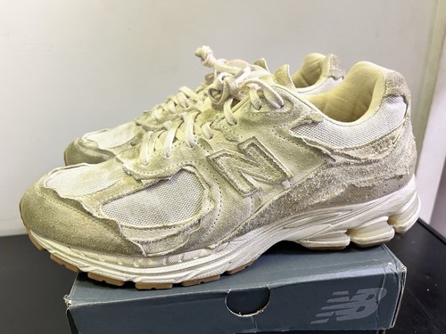 New Balance 2002R Protection Pack Distressed White Size 10.5 M2002RDG ...