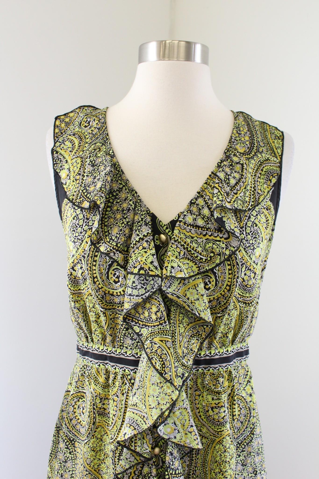 Beth Bowley Anthropologie Black Yellow Paisley Print Ruffle Front Dress ...