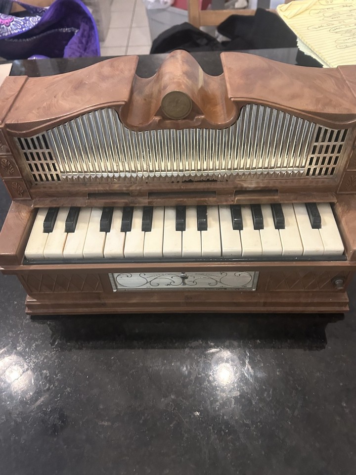 Vintage Emenee Golden Pipe Organ Electric Toy Piano Works Great 9x15 ...