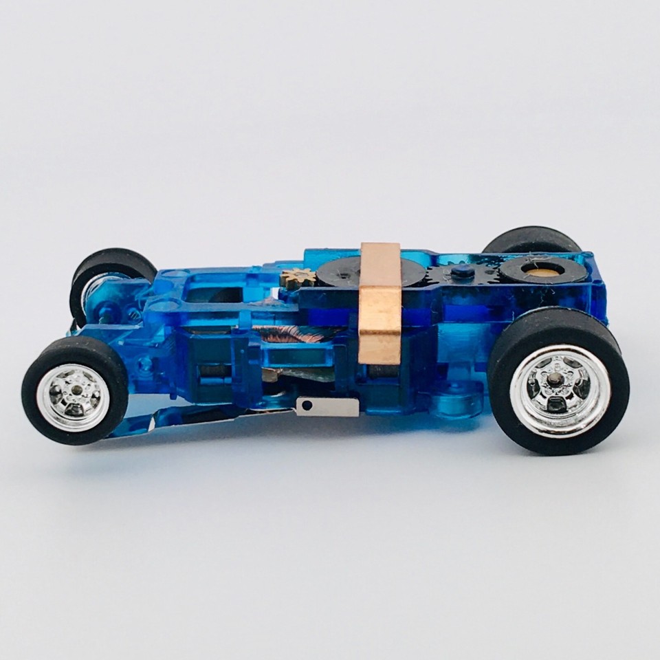Auto World 4 Gear Chassis, Translucent Blue, Chrome Wheels, Brand New ...