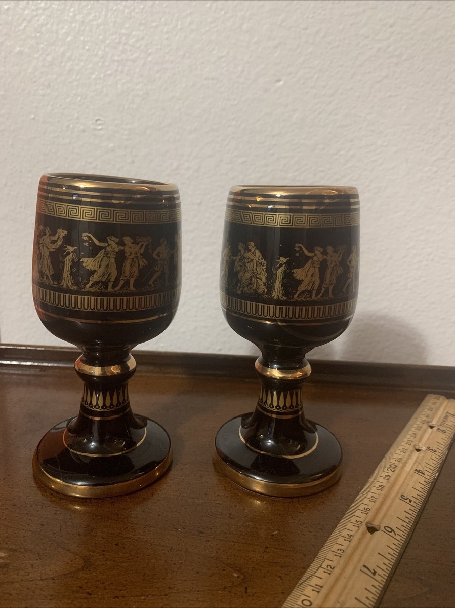Antique Gold Goblets Gold Goblet Hi Res Stock Photography And Images