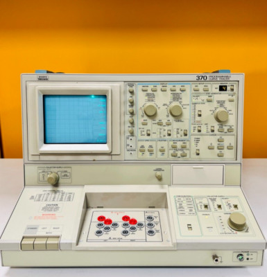 Tektronix Sony 370 16/80/400/2000 V Ranges, Programmable Curve Tracer ...