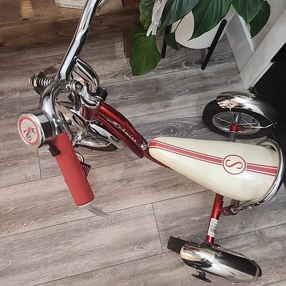 Schwinn Lil' Stingray Deluxe Tricycle Krate Springer Fork Banana Seat ...